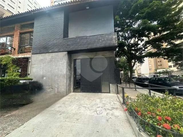 Casa / Sobrado Comercial para Venda em São Paulo/SP Moema