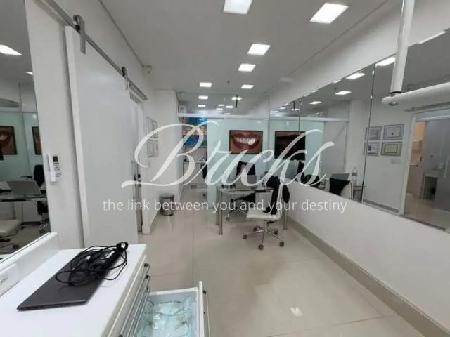 Casa / Sobrado Comercial para Venda em São Paulo/SP Moema