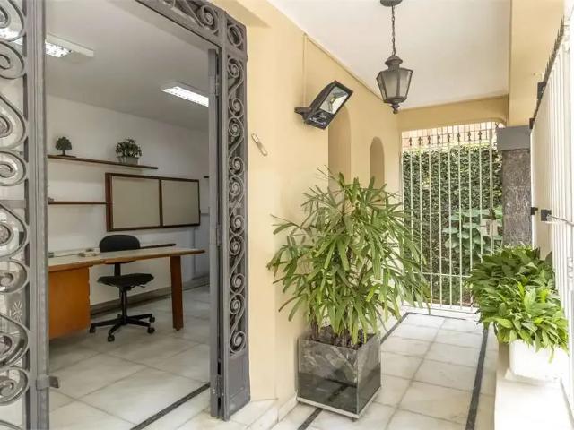 Casa / Sobrado Comercial para Venda em São Paulo/SP Pacaembu