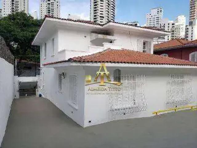 Casa / Sobrado Comercial para Venda em São Paulo/SP Pacaembu
