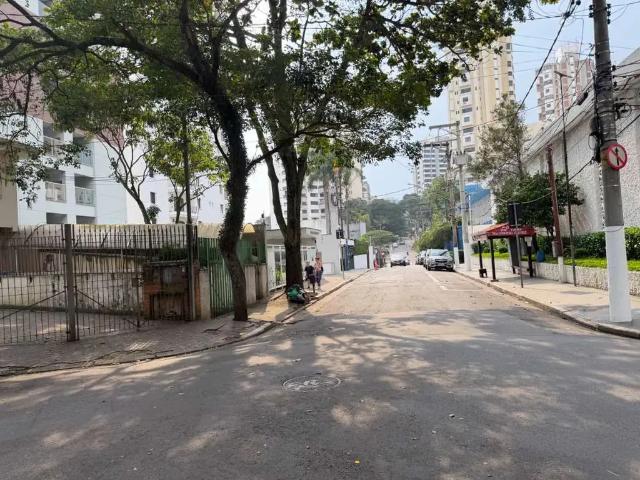 Casa / Sobrado Comercial para Venda em São Paulo/SP Real Parque