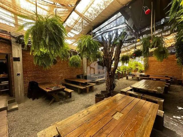 Casa / Sobrado Comercial para Venda em São Paulo/SP Vila Madalena