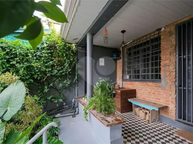 Casa / Sobrado Comercial para Venda em São Paulo/SP Vila Madalena 2 Quartos
