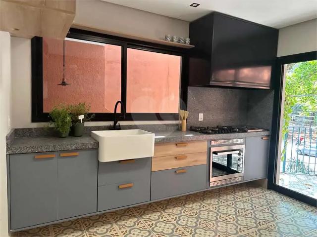 Casa / Sobrado Comercial para Venda em São Paulo/SP Vila Madalena 3 Quartos