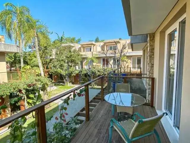 Casa / Sobrado Comercial para Venda em São Sebastião/SP Barra do Una 4 Quartos