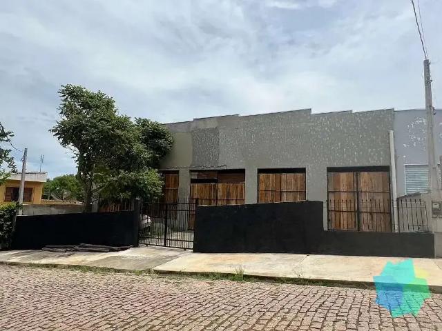 Casa / Sobrado Comercial para Venda em Salto/SP Jardim Itaguaçu