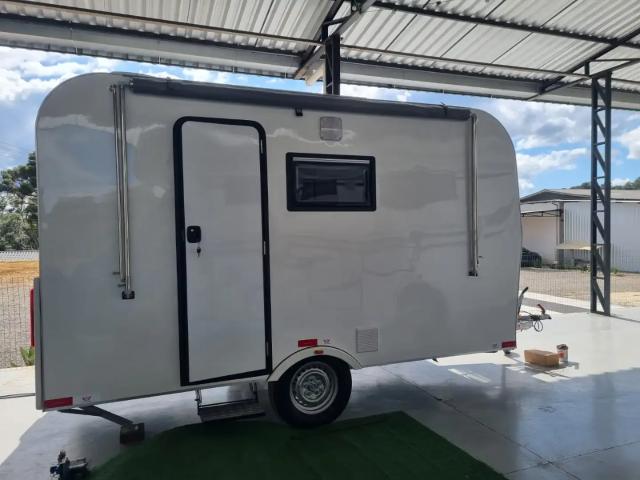 Casa / Sobrado Comercial para Venda em Salvador/BA Caminho das Árvores