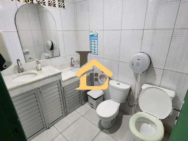 Casa / Sobrado Comercial para Venda em Salvador/BA Itapuã 15 Quartos