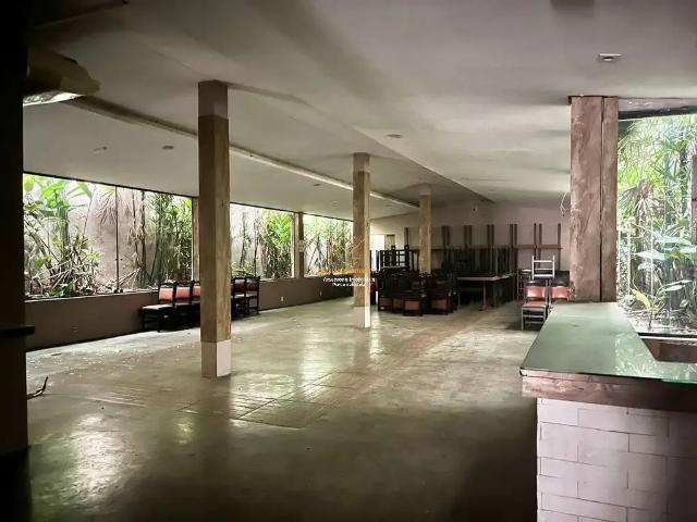 Casa / Sobrado Comercial para Venda em Santos/SP Boqueirão