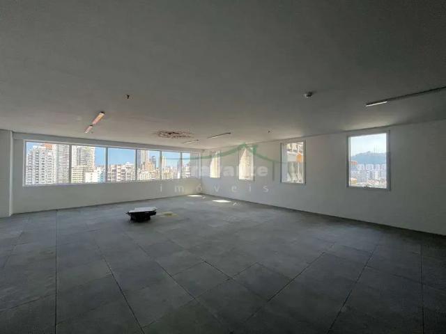 Casa / Sobrado Comercial para Venda em Santos/SP Gonzaga