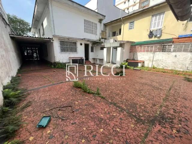 Casa / Sobrado Comercial para Venda em Santos/SP Marapé