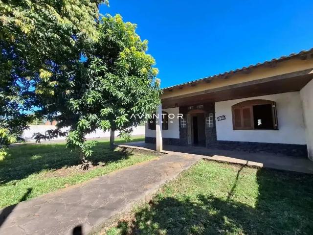 Casa / Sobrado Comercial para Venda em Santa Maria/RS Pé de Plátano 3 Quartos