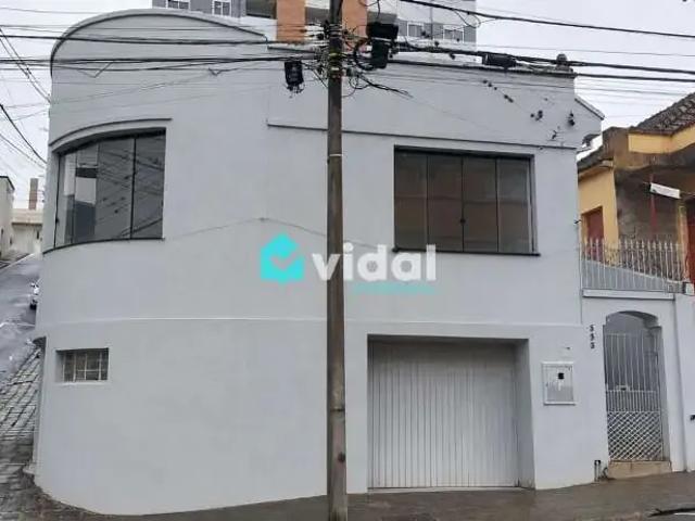 Casa / Sobrado Comercial para Venda em Ponta Grossa/PR Centro 5 Quartos