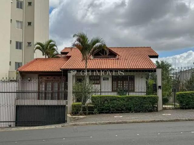 Casa / Sobrado Comercial para Venda em Ponta Grossa/PR Estrela 3 Quartos