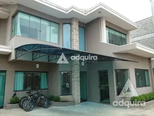 Casa / Sobrado Comercial para Venda em Ponta Grossa/PR Oficinas 4 Quartos