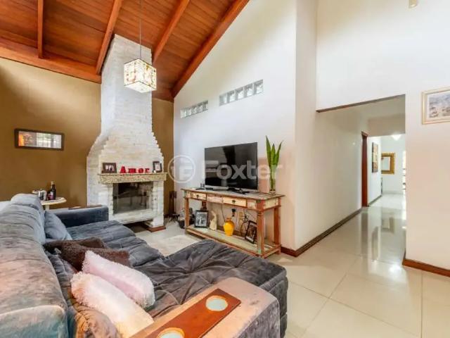 Casa / Sobrado Comercial para Venda em Porto Alegre/RS Camaquã 5 Quartos