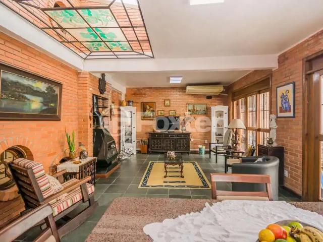 Casa / Sobrado Comercial para Venda em Porto Alegre/RS Boa Vista 4 Quartos
