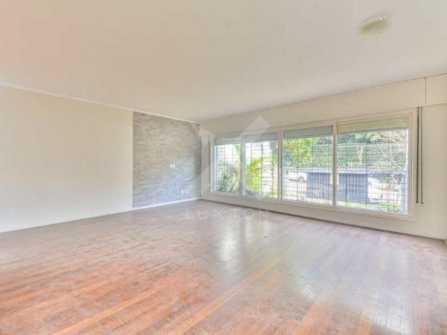 Casa / Sobrado Comercial para Venda em Porto Alegre/RS Bela Vista