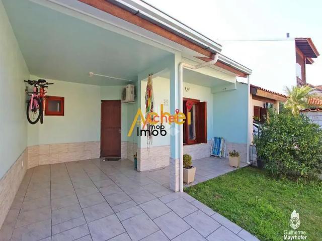 Casa / Sobrado Comercial para Venda em Porto Alegre/RS Guarujá 2 Quartos