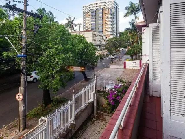 Casa / Sobrado Comercial para Venda em Porto Alegre/RS Moinhos de Vento 3 Quartos