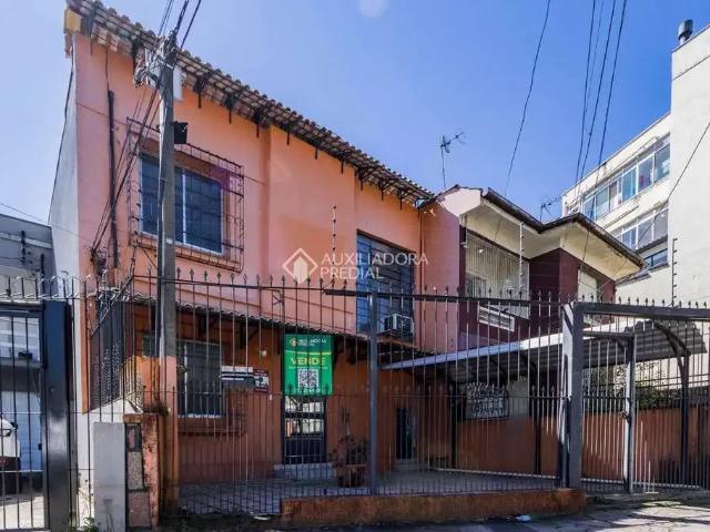 Casa / Sobrado Comercial para Venda em Porto Alegre/RS São Geraldo 10 Quartos