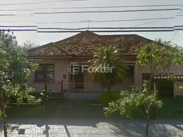 Casa / Sobrado Comercial para Venda em Porto Alegre/RS Partenon 4 Quartos