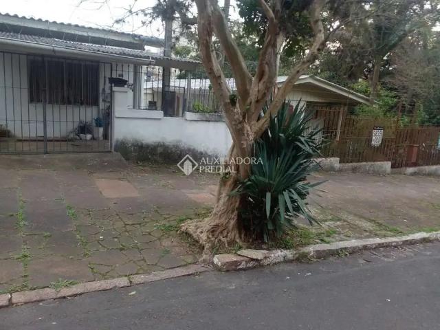 Casa / Sobrado Comercial para Venda em Porto Alegre/RS Passo da Areia 1 Quartos