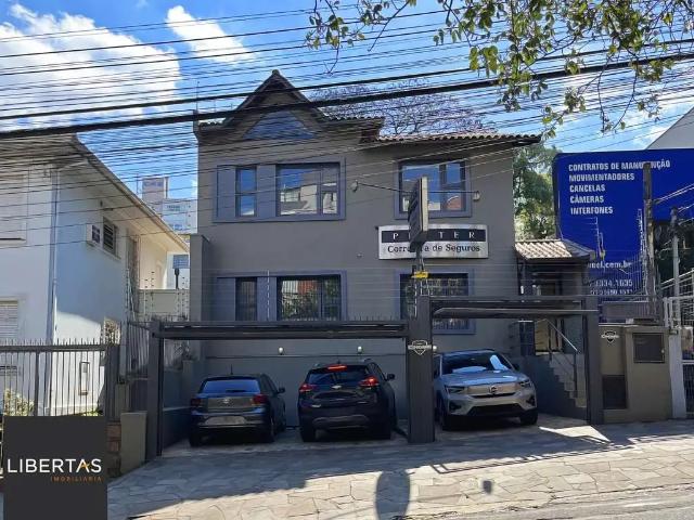 Casa / Sobrado Comercial para Venda em Porto Alegre/RS Petrópolis 5 Quartos