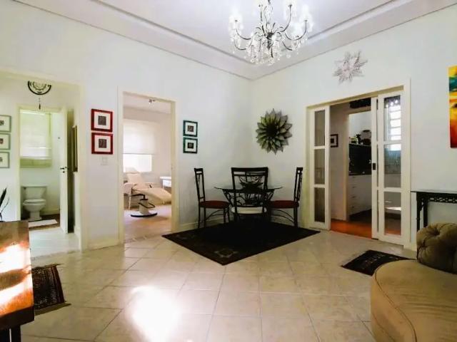 Casa / Sobrado Comercial para Venda em Porto Alegre/RS Petrópolis 3 Quartos