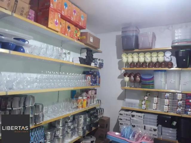 Casa / Sobrado Comercial para Venda em Porto Alegre/RS Restinga