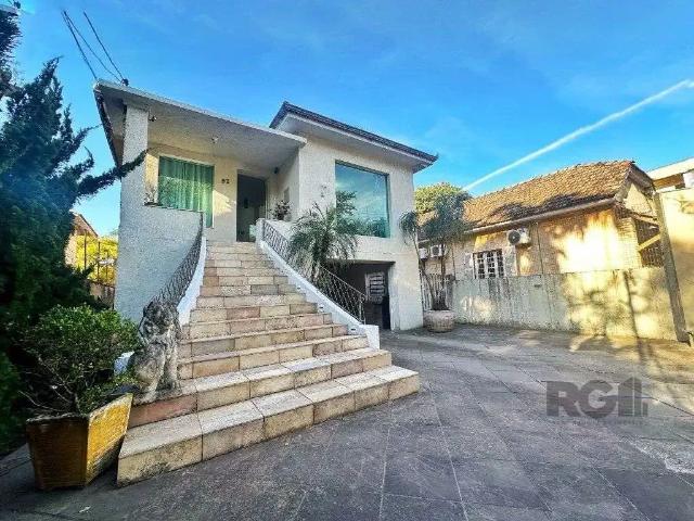 Casa / Sobrado Comercial para Venda em Porto Alegre/RS Teresópolis