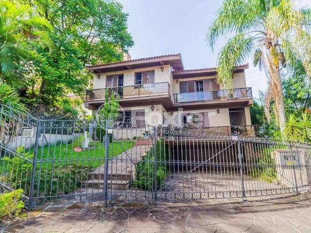 Casa / Sobrado Comercial para Venda em Porto Alegre/RS Tristeza 7 Quartos
