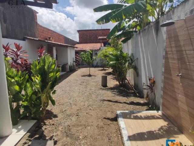 Casa / Sobrado Comercial para Venda em Pacatuba/CE Alvorada