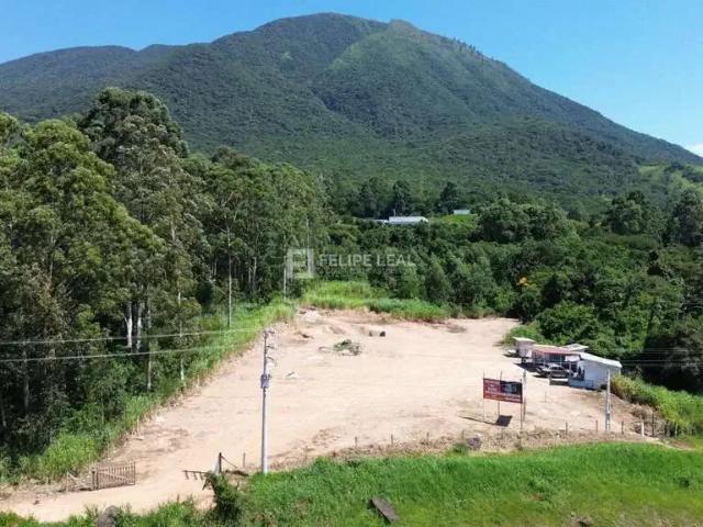 Casa / Sobrado Comercial para Venda em Palhoça/SC Praia de Fora