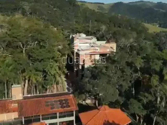 Casa / Sobrado Comercial para Venda em Paraibuna/SP Centro