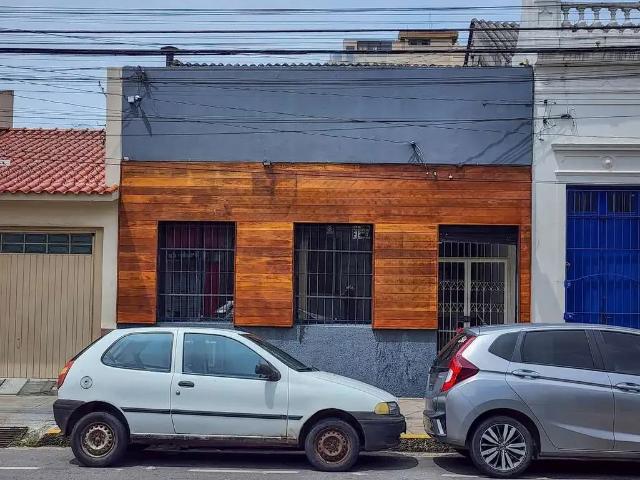 Casa / Sobrado Comercial para Venda em Pelotas/RS Centro