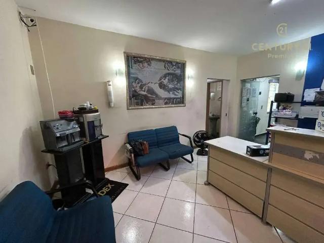 Casa / Sobrado Comercial para Venda em Piracicaba/SP Alto