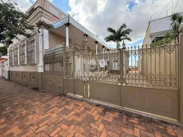 Casa / Sobrado Comercial para Venda em Piracicaba/SP Centro