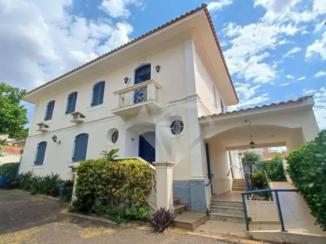 Casa / Sobrado Comercial para Venda em Piracicaba/SP Centro 5 Quartos