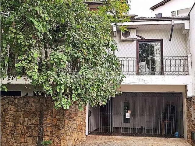 Casa / Sobrado Comercial para Venda em Piracicaba/SP Centro 3 Quartos
