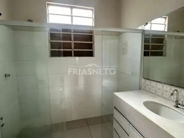 Casa / Sobrado Comercial para Venda em Piracicaba/SP Cidade Alta 3 Quartos