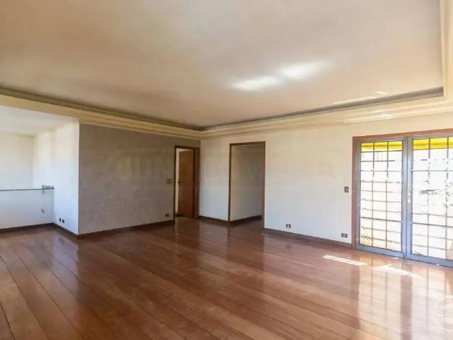 Casa / Sobrado Comercial para Venda em Piracicaba/SP Paulicéia 3 Quartos