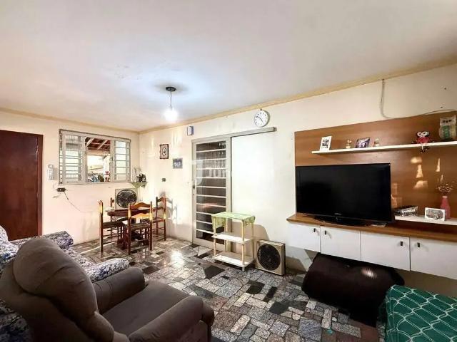 Casa / Sobrado Comercial para Venda em Piracicaba/SP Vila Rezende 3 Quartos