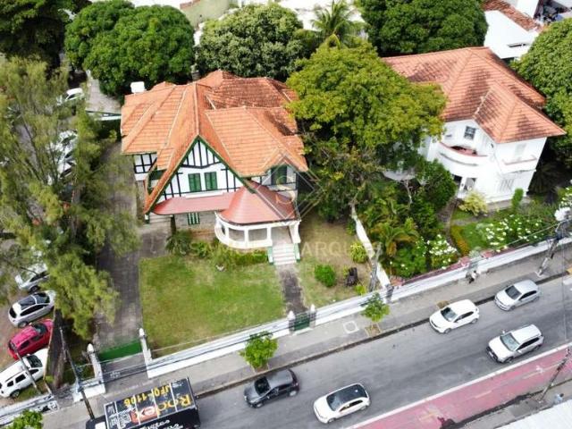 Casa / Sobrado Comercial para Venda em Recife/PE Boa Vista 4 Quartos
