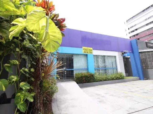 Casa / Sobrado Comercial para Venda em Recife/PE Graças 4 Quartos