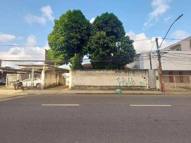 Casa / Sobrado Comercial para Venda em Recife/PE Madalena 5 Quartos
