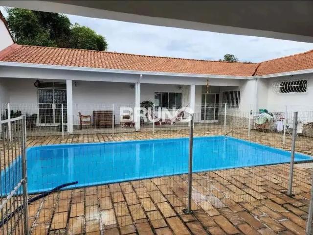 Casa / Sobrado Comercial para Venda em Resende/RJ Jardim Tropical