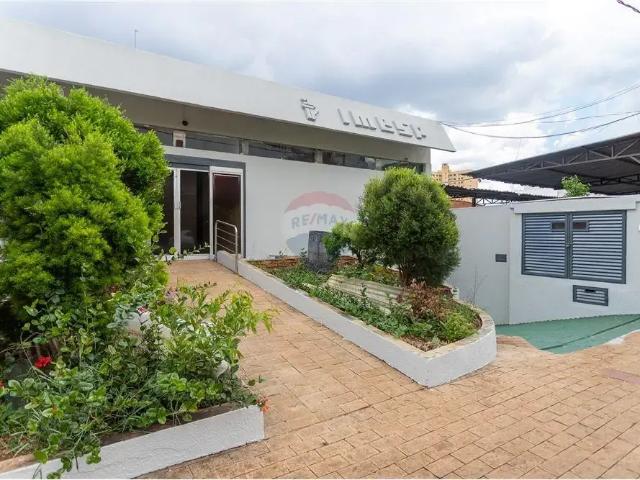 Casa / Sobrado Comercial para Venda em Ribeirão Preto/SP Centro 15 Quartos