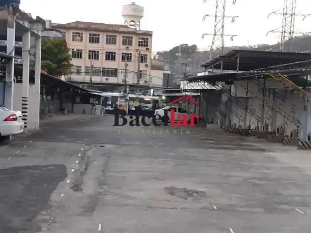 Casa / Sobrado Comercial para Venda em Rio de Janeiro/RJ Cascadura