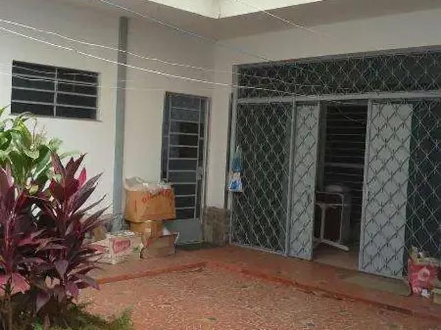 Casa / Sobrado Comercial para Venda em Taubaté/SP Centro 4 Quartos